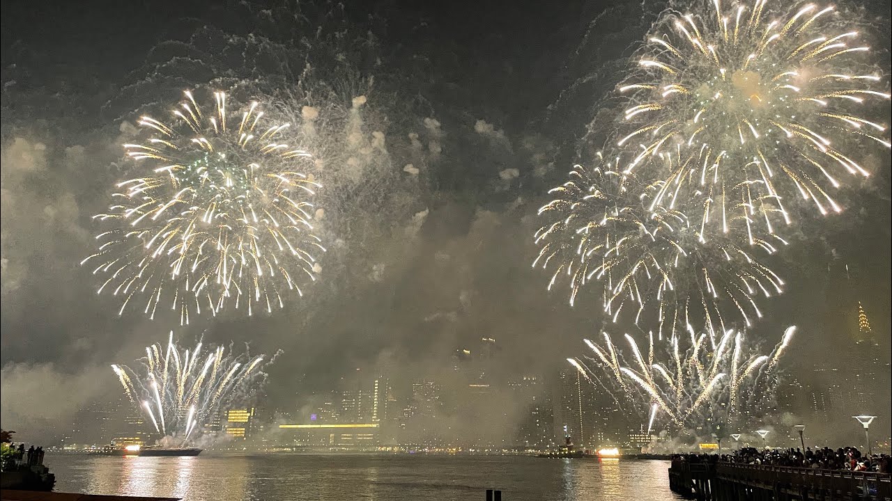 LIVE NYC Macy’s Fireworks 2021 (SEE 4K VIDEO LINK IN DESCRIPTION) - YouTube