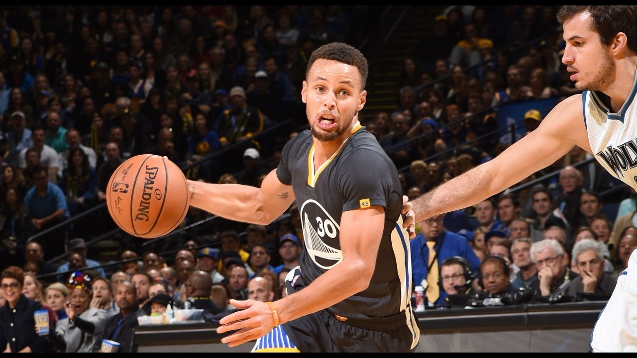 Steph Curry's Dribble Exhibition Leads to Layup - YouTube