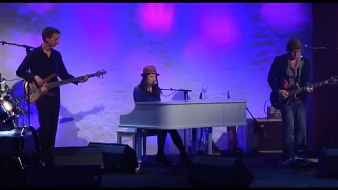 Sefora Nelson - Amazing Grace - YouTube