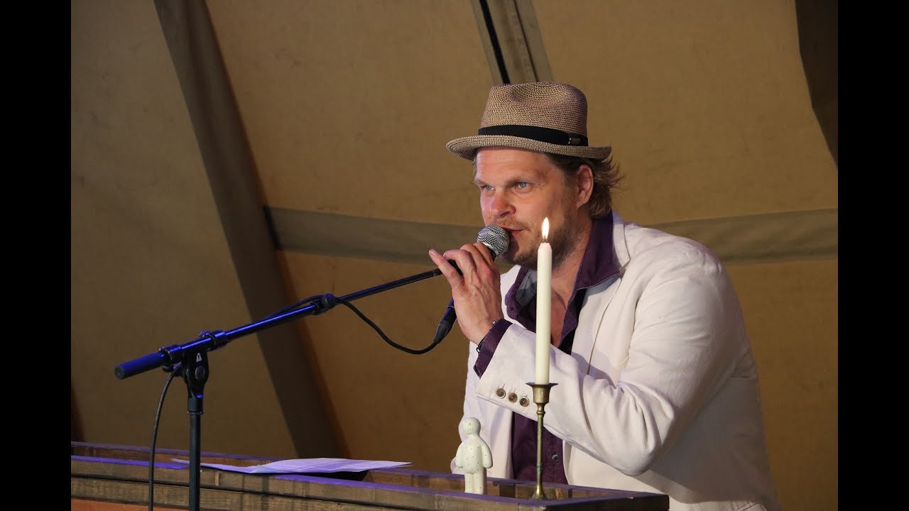 Pianist Roel Spanjers lyrisch over Mañana Mañana in Vorden - YouTube
