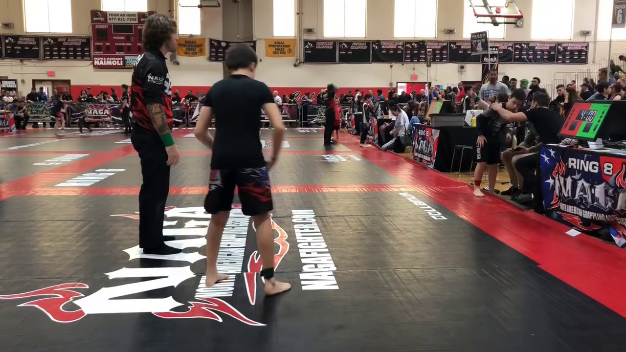 MMA kid Rhonin Swenson’s first NAGA expert submission win - YouTube