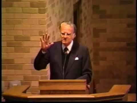 Rev. Billy Graham speaks at Baylor School in Chattanooga, 1991 - YouTube