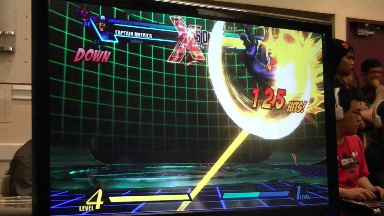 Evo 2013 UMVC3 Semis - VXG EMP IFCYipeS vs Hitbox|Buttons - YouTube
