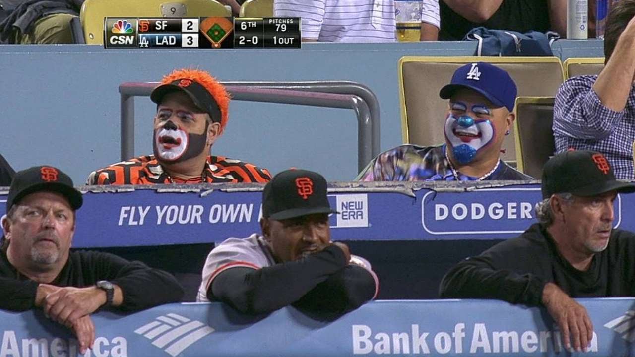 SF@LAD: Two fans show true colors with face paint - YouTube
