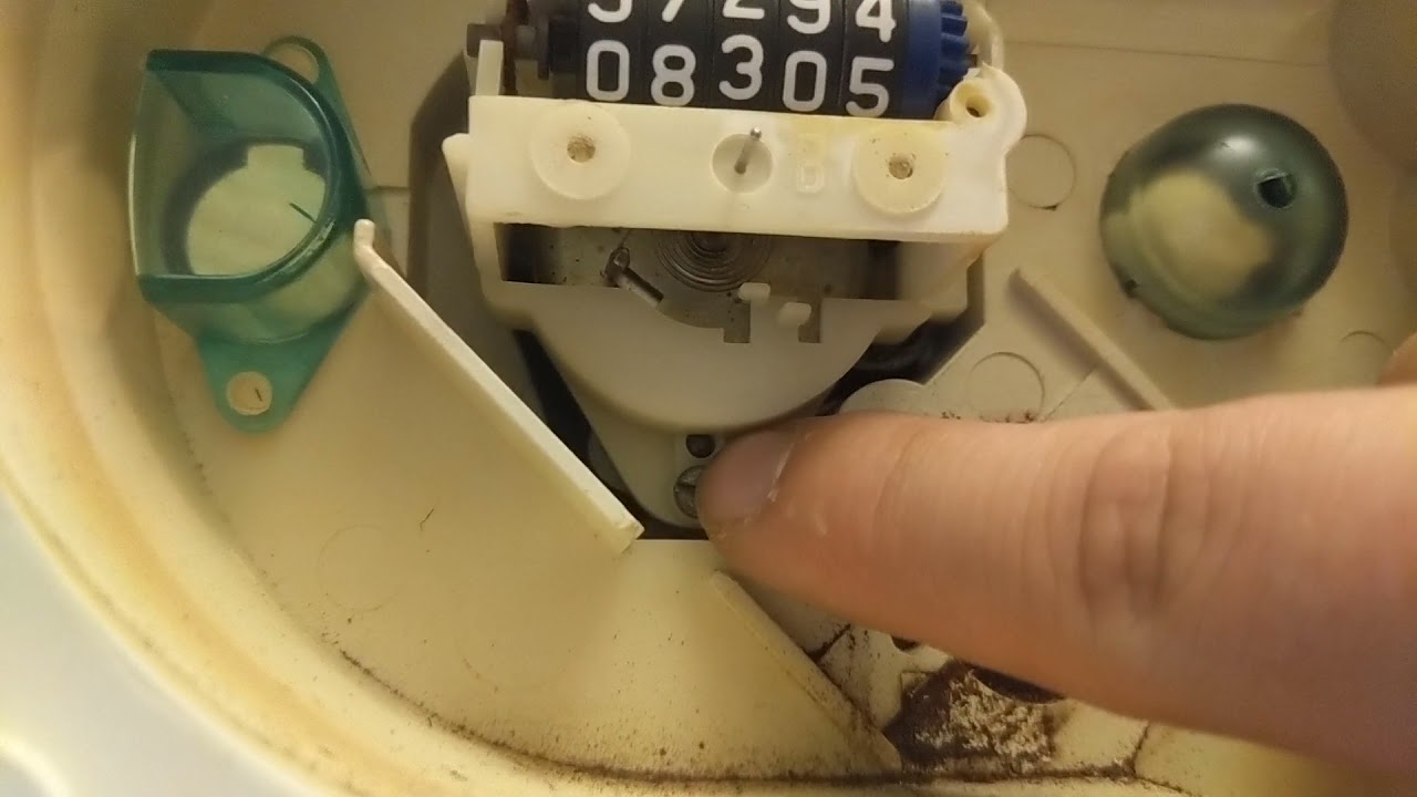 Yugo speedometer / odometer repair - YouTube