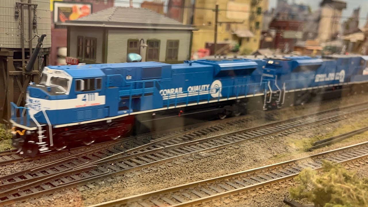 Conrail freight train - YouTube