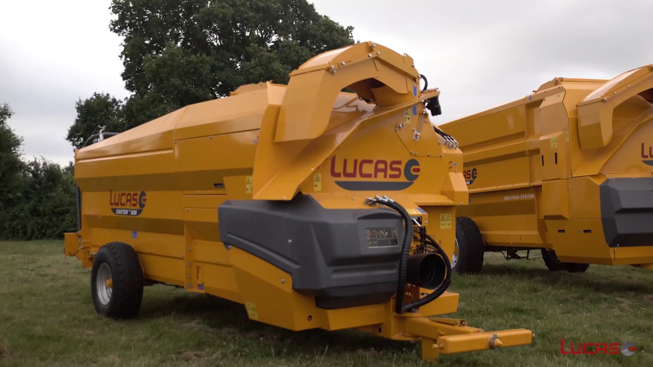 Castor R : Pailleuses Distributrice - Feeder Straw Blower - Lucas G ...
