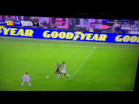 Derby di Torino, l'incredibile gol di Peres: coast to coast contro la Juve