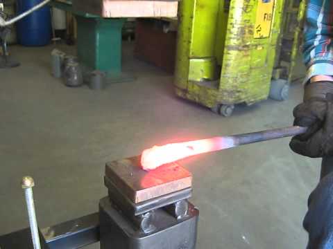 FOOT OPERATED BLACKSMITH TREADLE HAMMER - YouTube