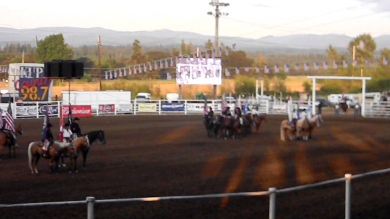 Molalla Buckeroo Rodeo 2012 - YouTube