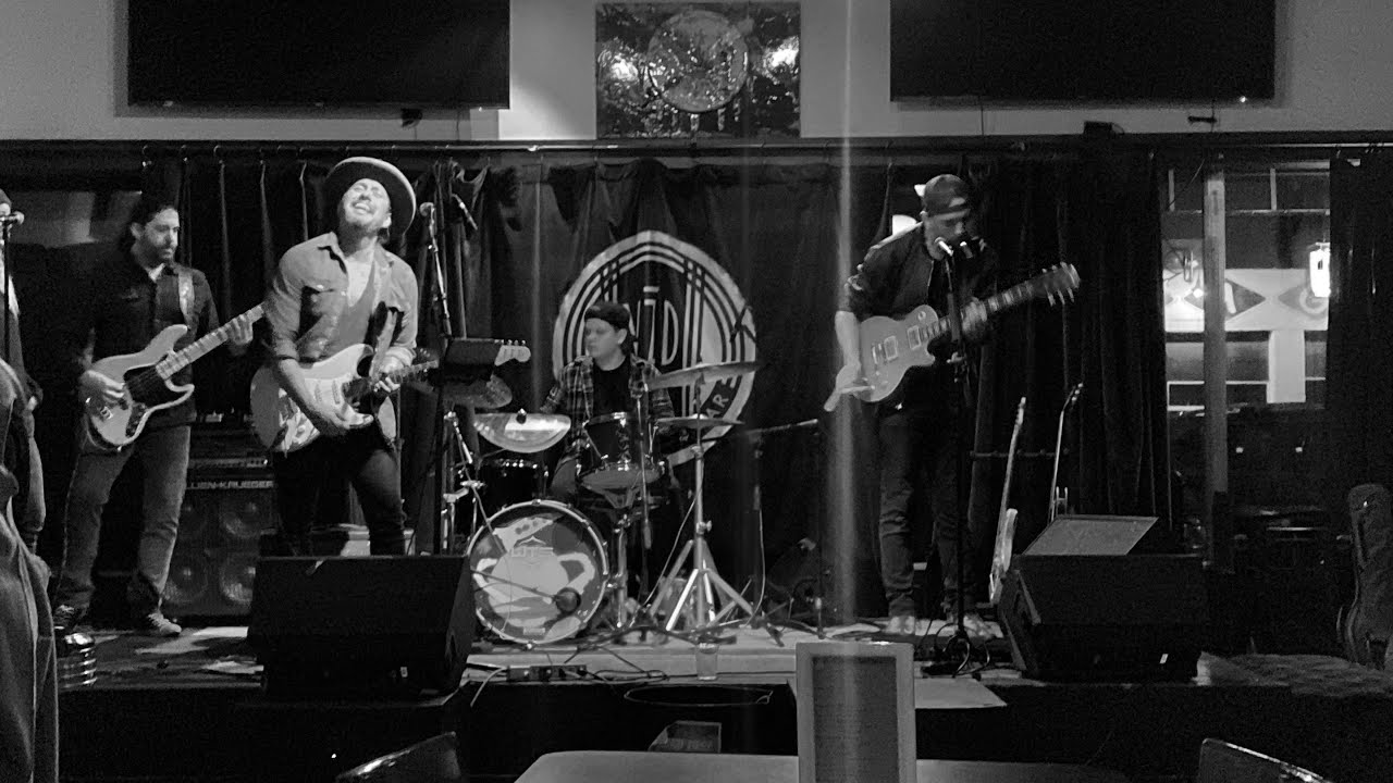 Adam Aguilar Band @ VZD's \\ Mary Jane's Last Dance - YouTube
