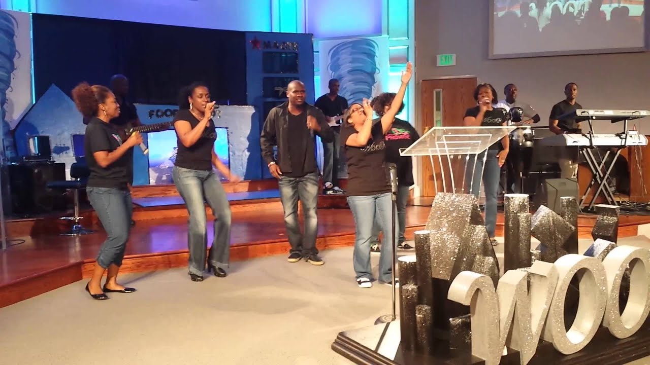 Christian Life Center Worldwide Praise Team - YouTube