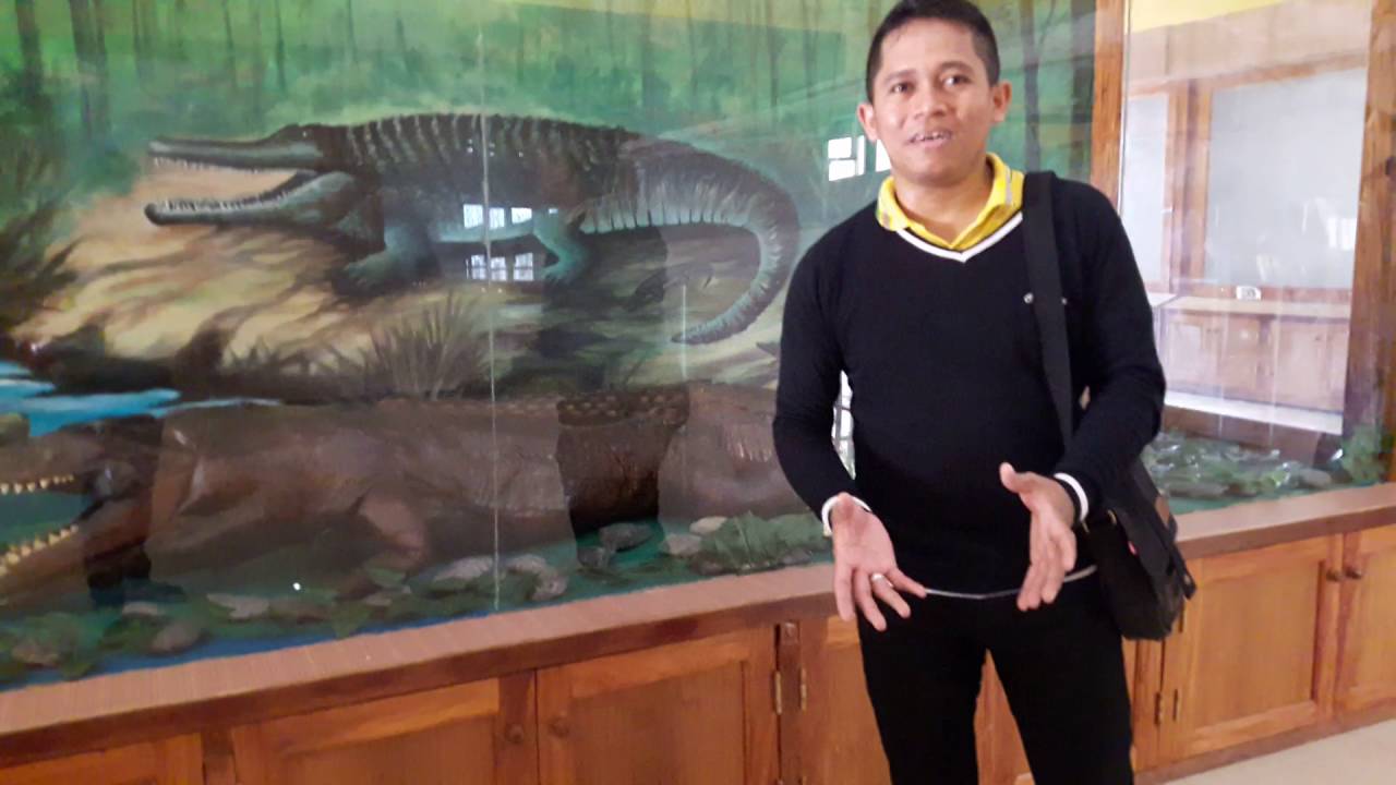 Edisi : Liburan ( Museum Siwalima ) Ambon - YouTube
