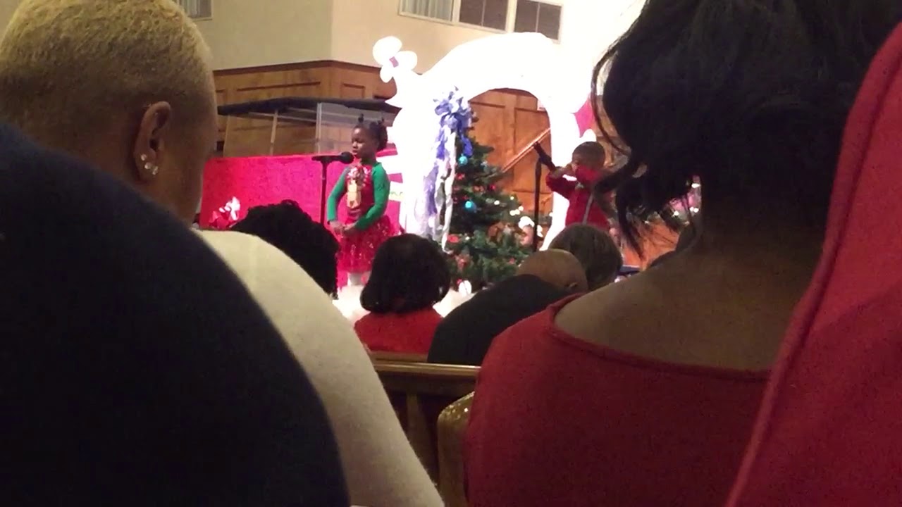 Olivia Stringer - Grinch program prayer - YouTube