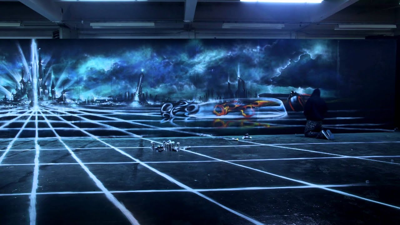 Tron Legacy : Graffiti Timelapse - YouTube