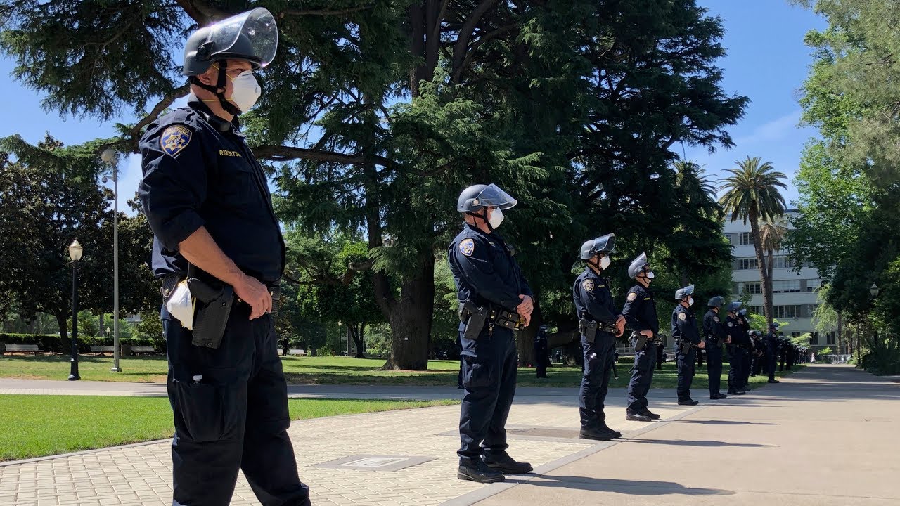 See CHP and protesters prepare for demonstration against Newsom's stay ...