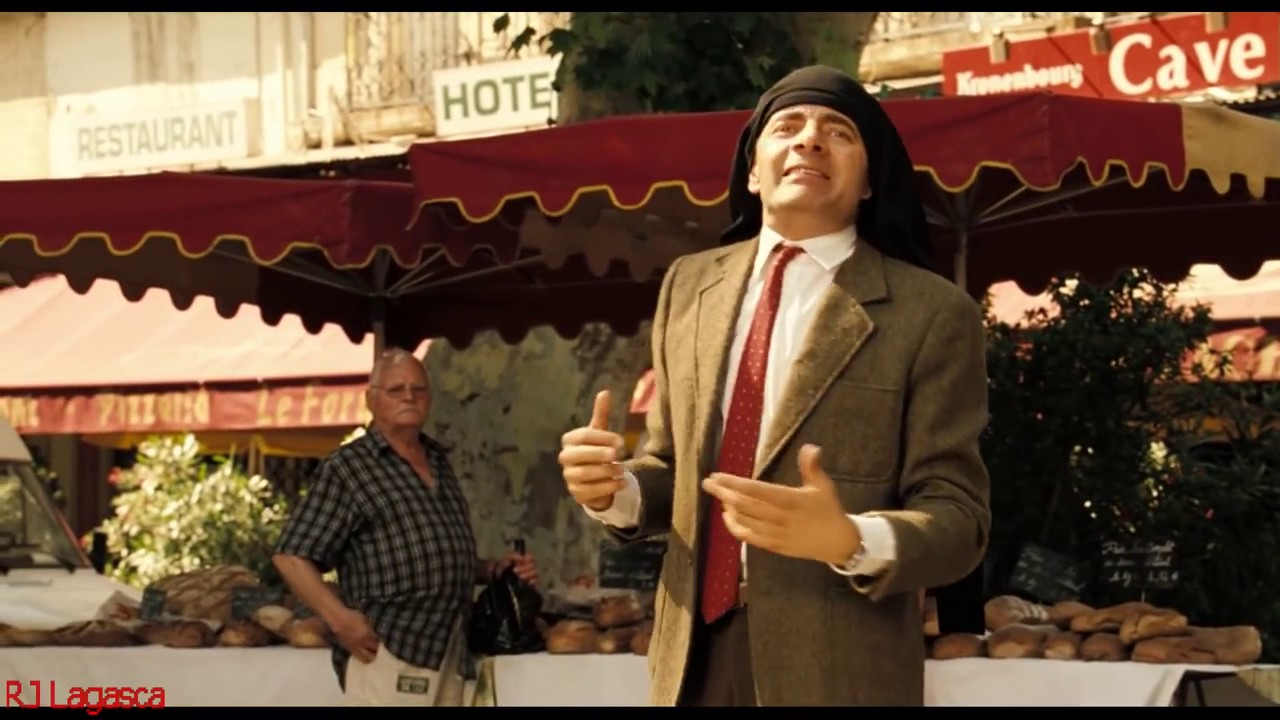 Mr Bean's Holiday Dance Scene HD - YouTube