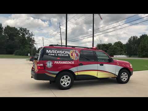 Madison Fire Rescue Squad 2 Responding - YouTube
