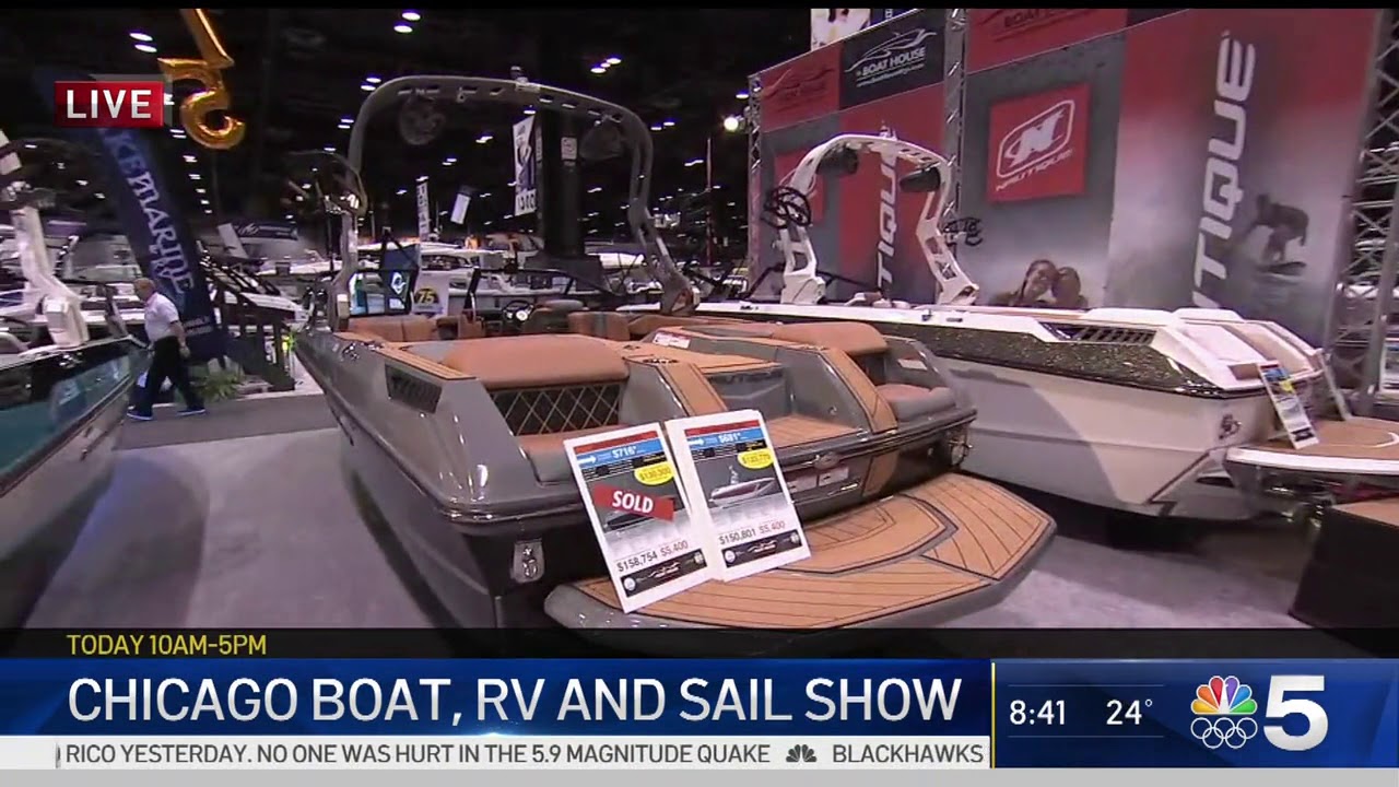 Speed Boats at the Chicago Boat, RV & Sail Show - YouTube
