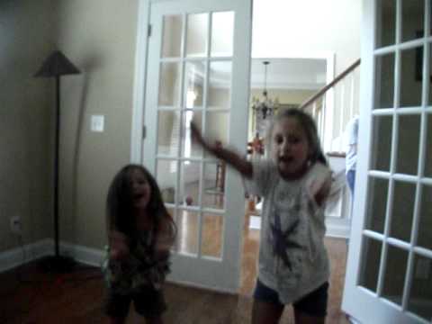 Morgan and Addy - Miley dance - YouTube