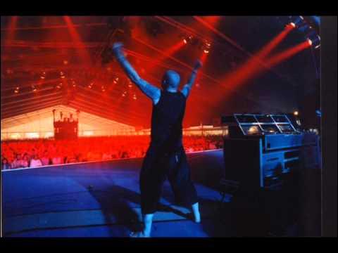 Alex M.O.R.P.H - New Harvest (Talla 2XLC Remix) - YouTube