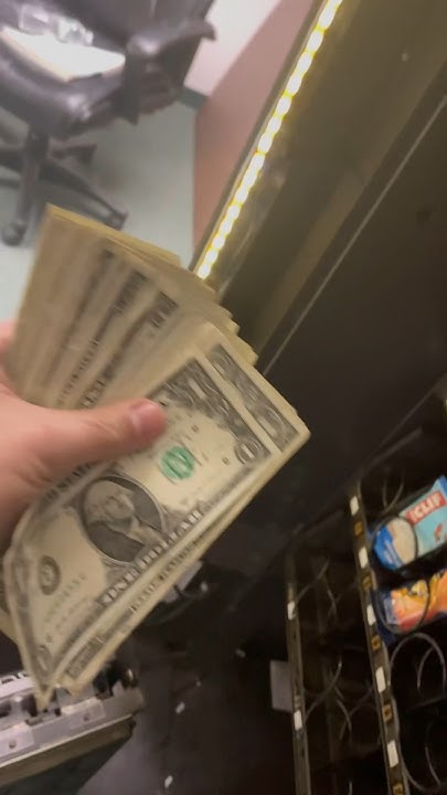 Slow machine vending collection #finance #sidehustle #money - YouTube
