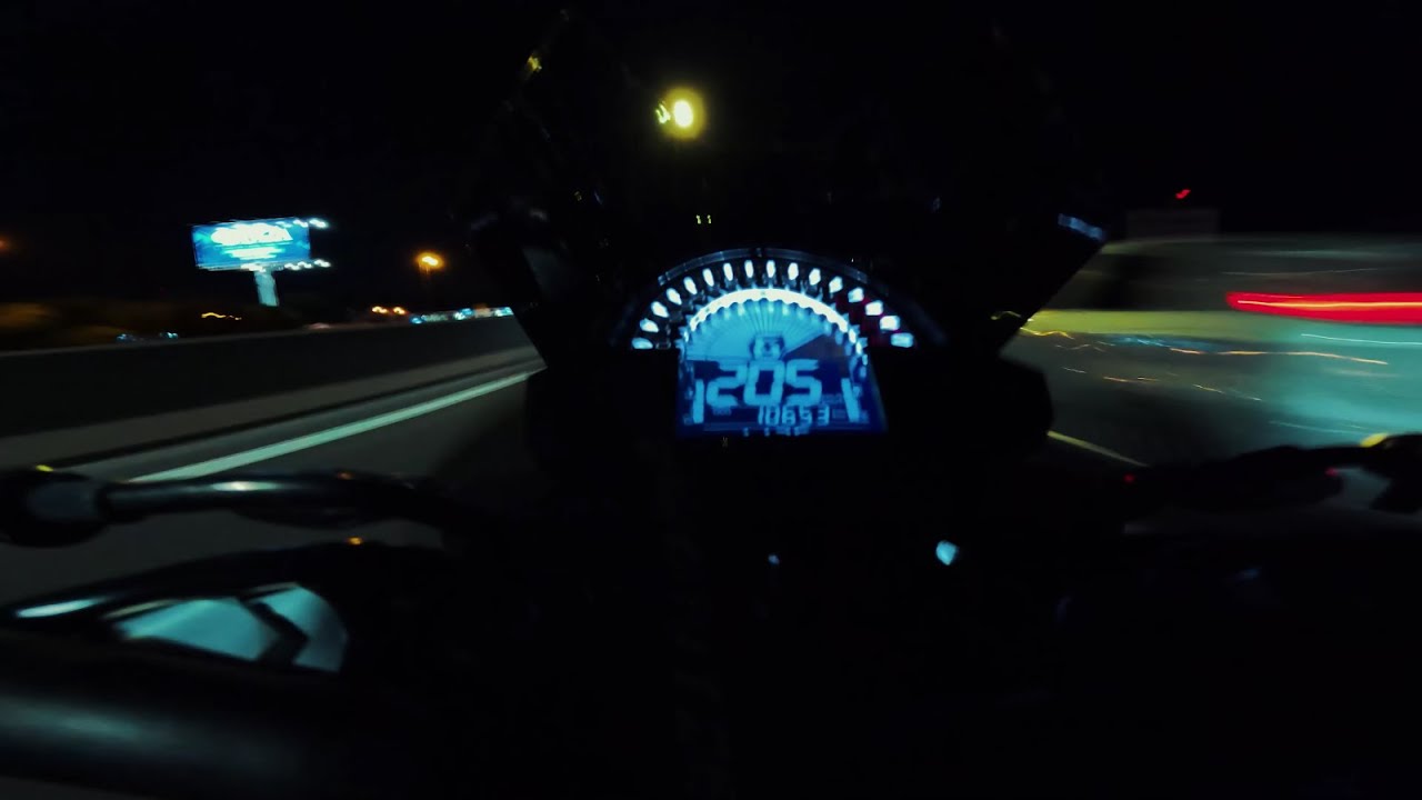 TOP SPEED Z400 - NIGHT RIDE / 4K - YouTube