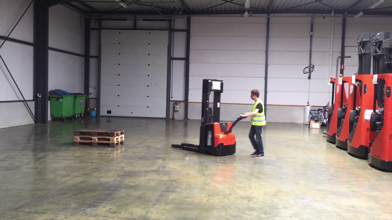 1773, BT, SWE120 STAXIO, yr 2011, TH4150mm - YouTube