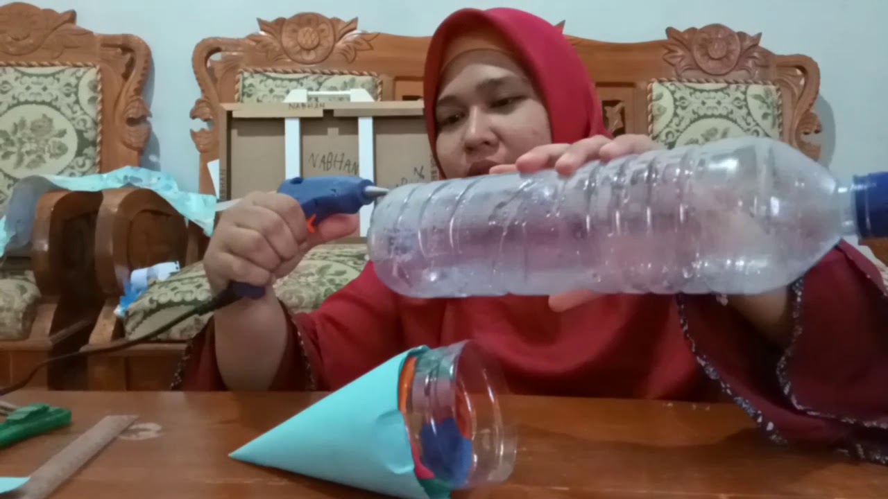 Percobaan pembuatan roket air sederhana - YouTube