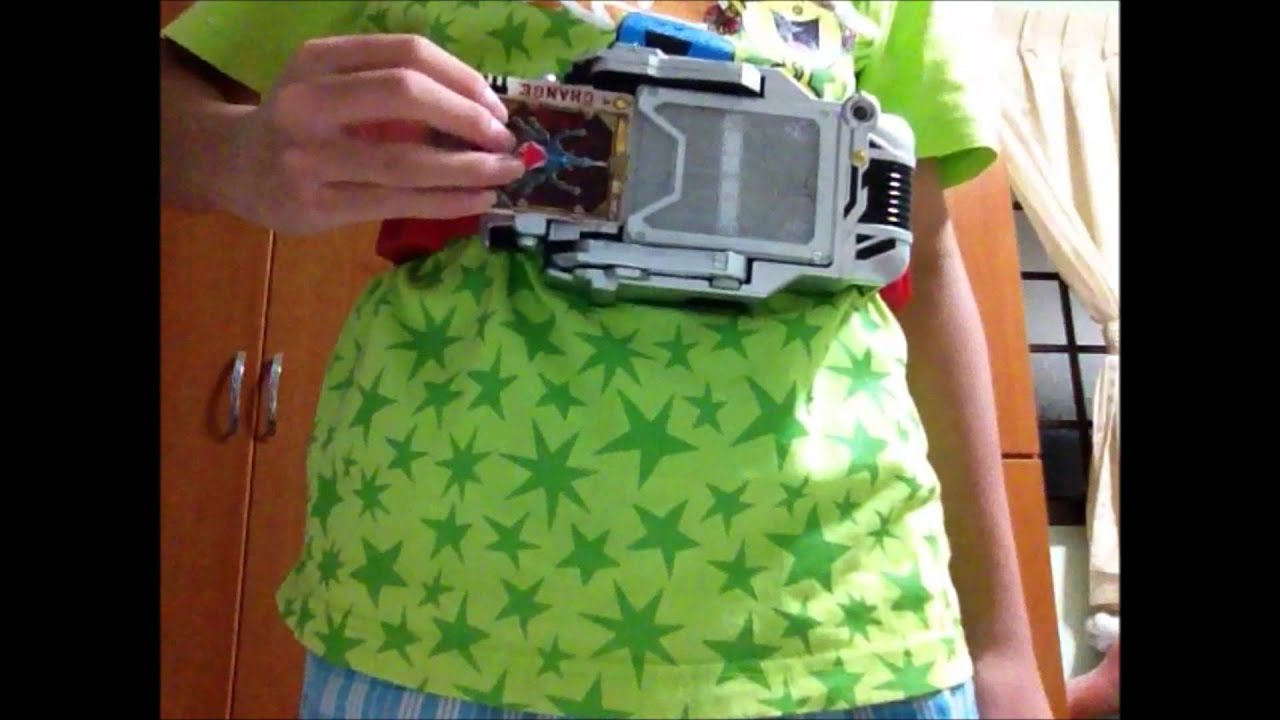 Kamen Rider Blade Demos: DX Blay Buckle - YouTube