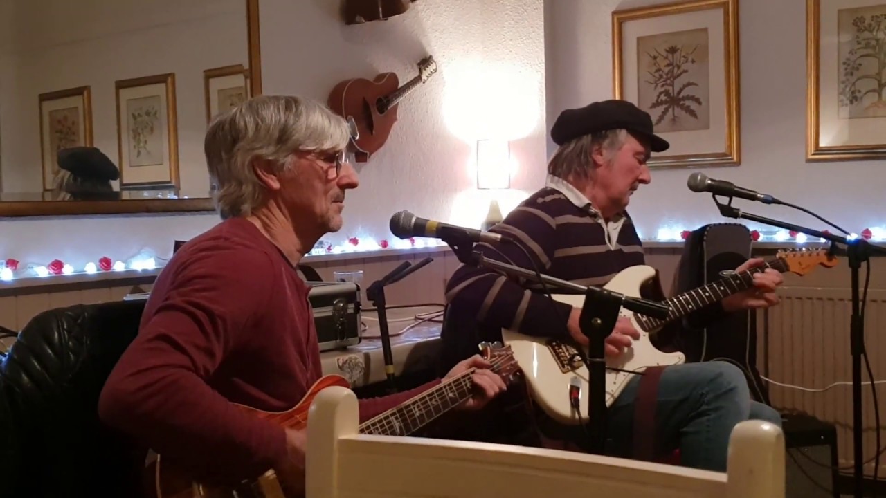 The Fabulous Bonas Brothers - Sixteen tons - YouTube