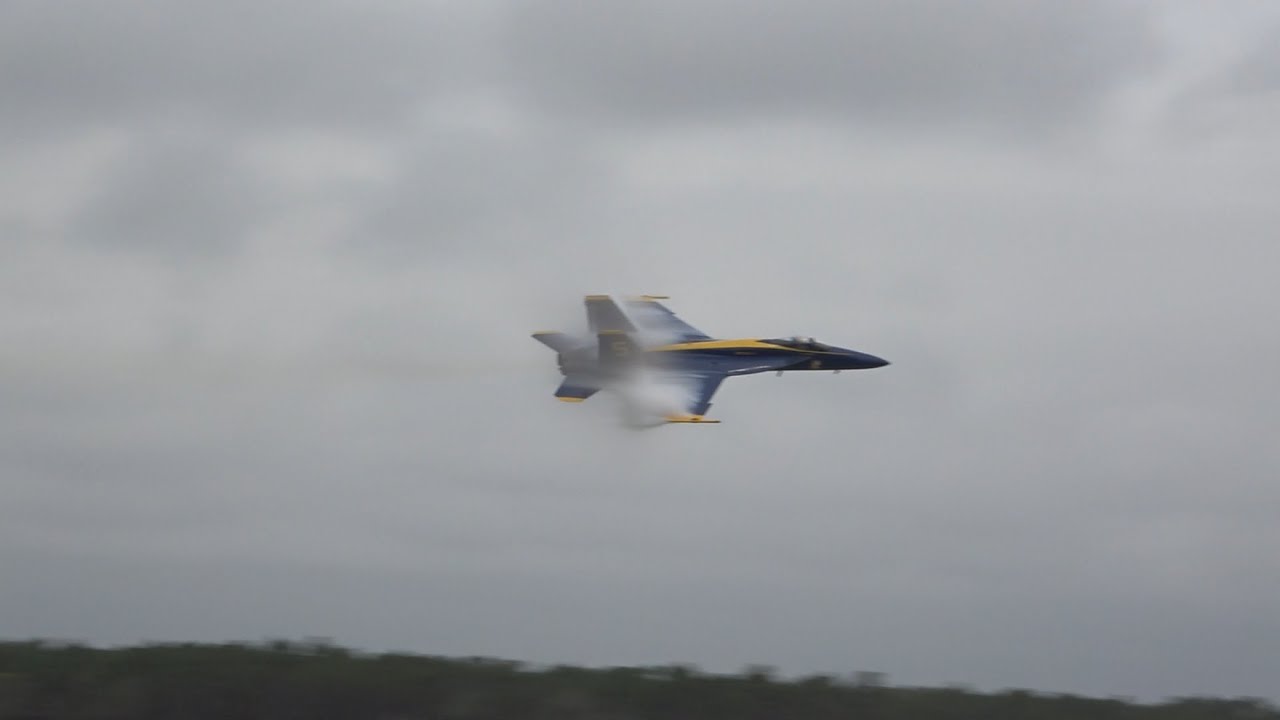 Blue Angels Sneak Pass Pensacola NAS 4/13/22 - YouTube