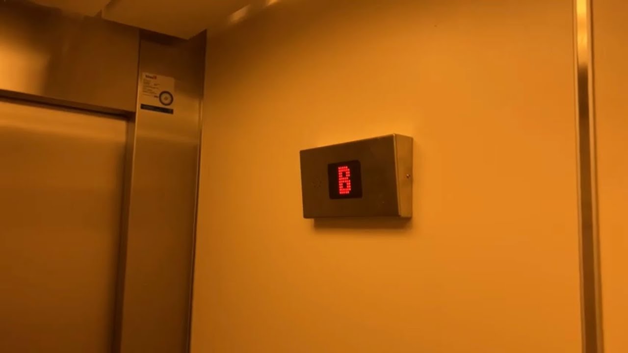 MODERNIZED!!! 1998 KONE Roped Hydraulic Elevators @ Gustavslundsvägen ...