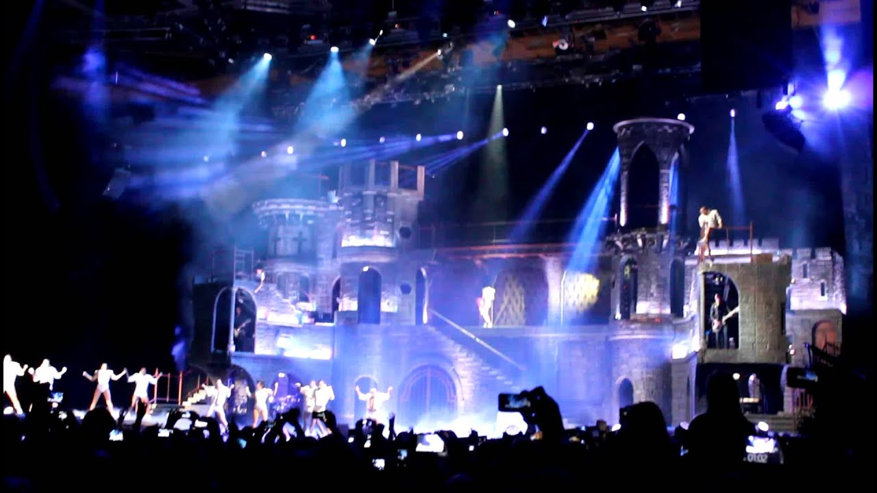 Lady Gaga - Born This Way Ball in Moscow - YouTube