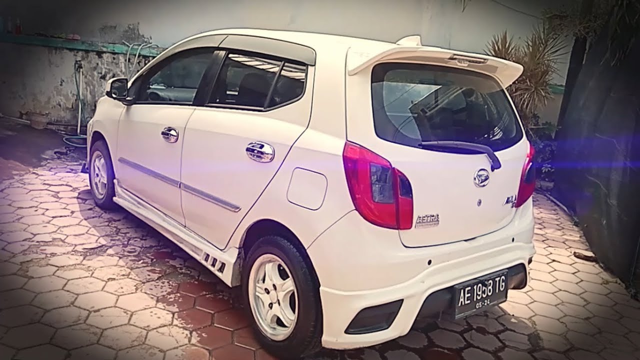 pasang spoiler New agya TRD - YouTube