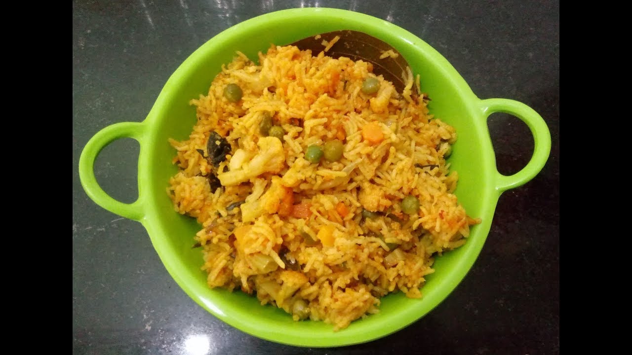 Vegetable Biryani | Vegetable Rice By Saro's Kitchen - YouTube