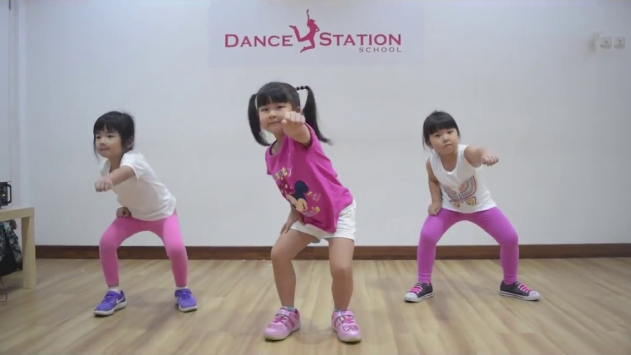 DANCE ACADEMIC KIDS TEAM B 3-6 YEARS OLD - YouTube