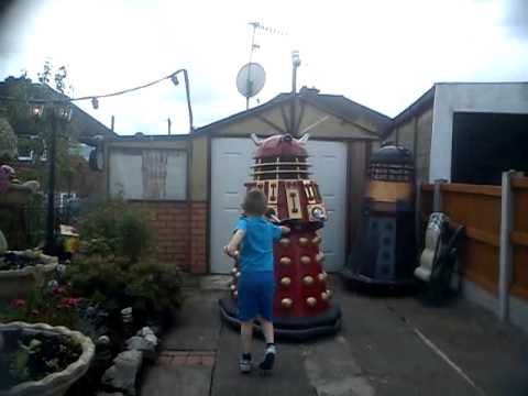 dalek home made - YouTube