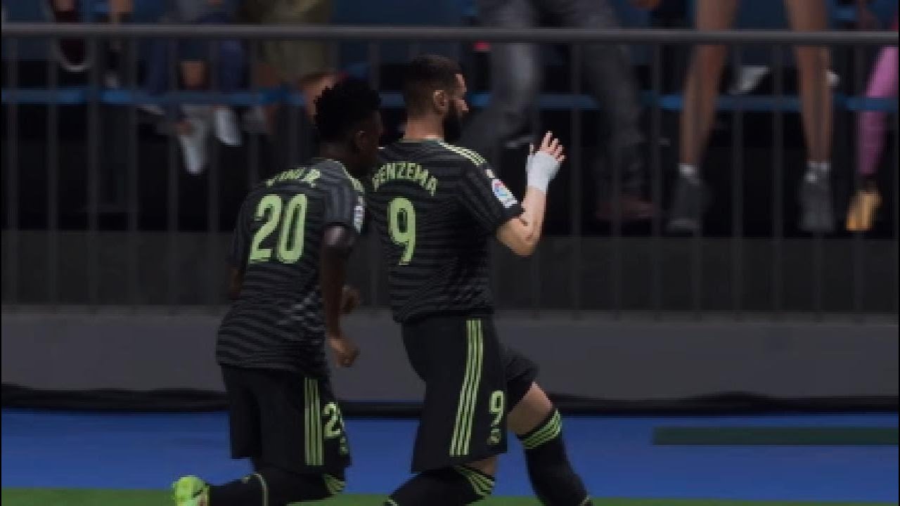 Karim Benzama From Range!!! - YouTube