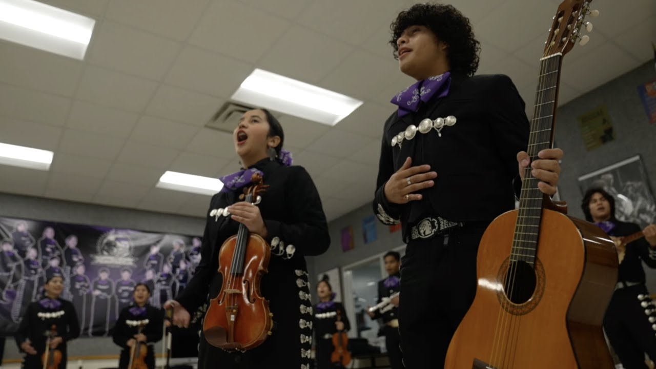 Franklin High School Mariachi Featured in National News - 10/3/22 - YouTube