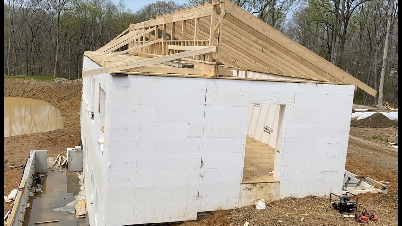 Building an ICF House, Part 10: Building the Roof - YouTube
