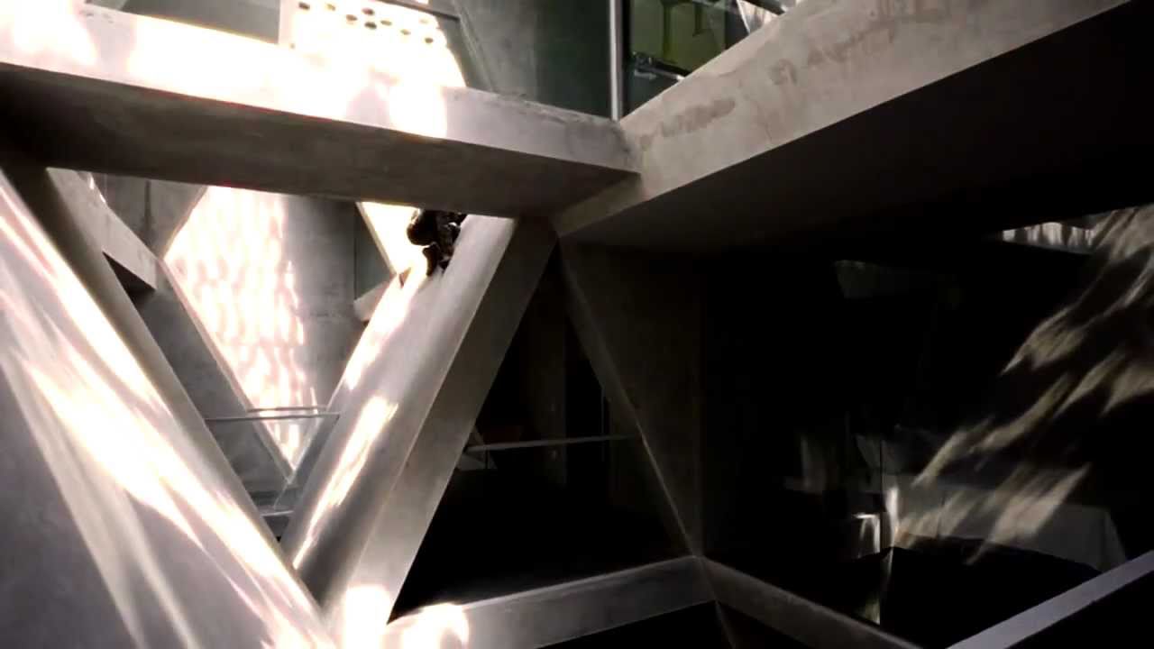 Adi Purnomo: Arsitektur Hijau dengan Gotongroyong - YouTube