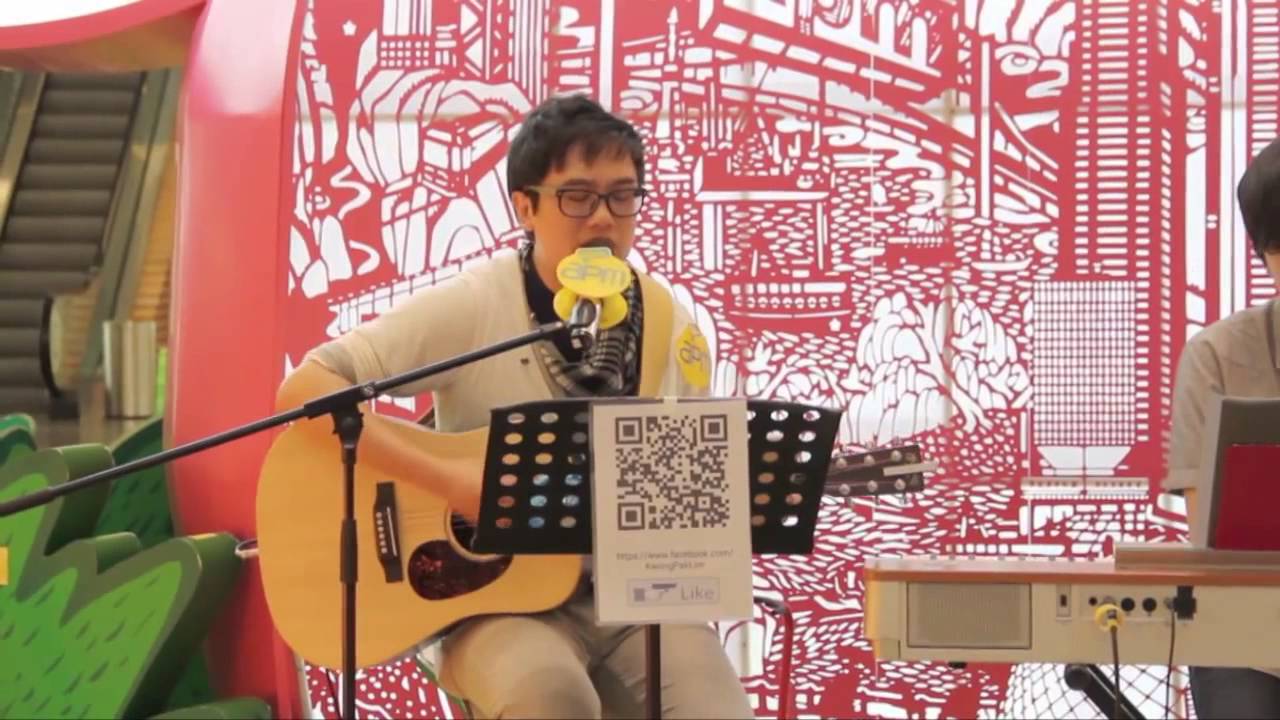 鄺柏廉 一小時沖印 (鍵琴伴奏: Chan hei) @ Apm Live Show 3 9 2014 - YouTube