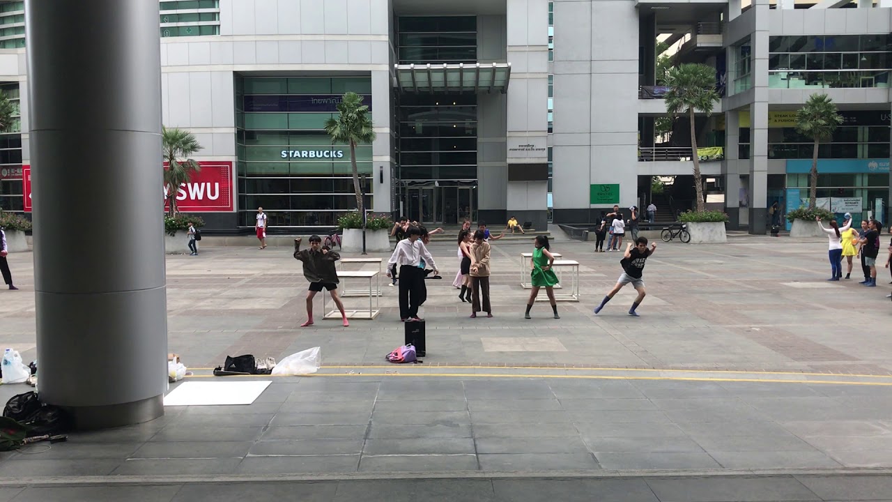 รุ่นสุรกานต์ 25 Inside out jazz broadway 30% - YouTube