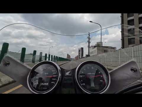 CB1300  TOP speed , 前17齒後41齒，前輪120/60/17,後輪200/60/17