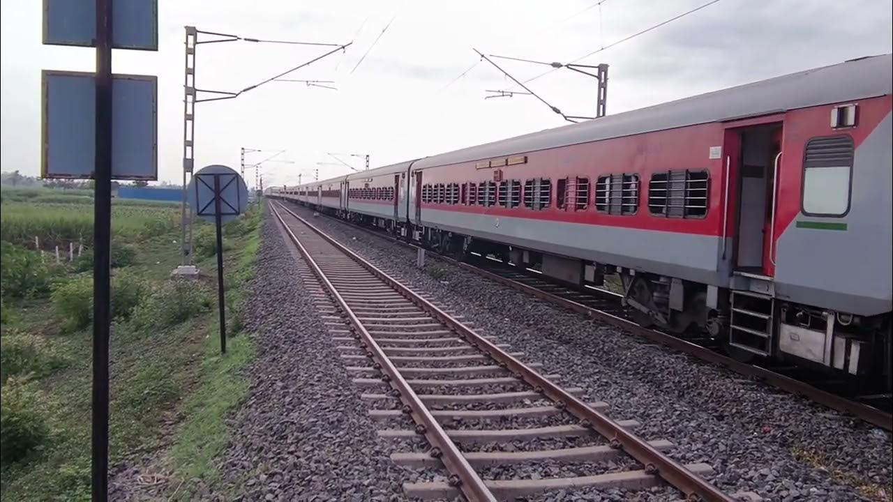 17411 Mumbai Kolhapur Mahalaxmi Express Extreme Late Arrival 2 Hours - YouTube