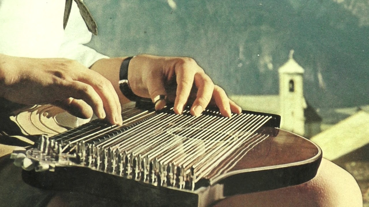 Anton Karas: Im Prater bluh'n wieder die baume. - YouTube