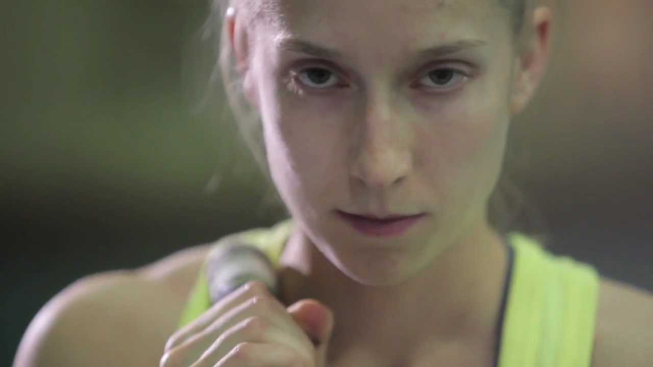 Exclusive: Heather Hamilton training for her next competition - YouTube