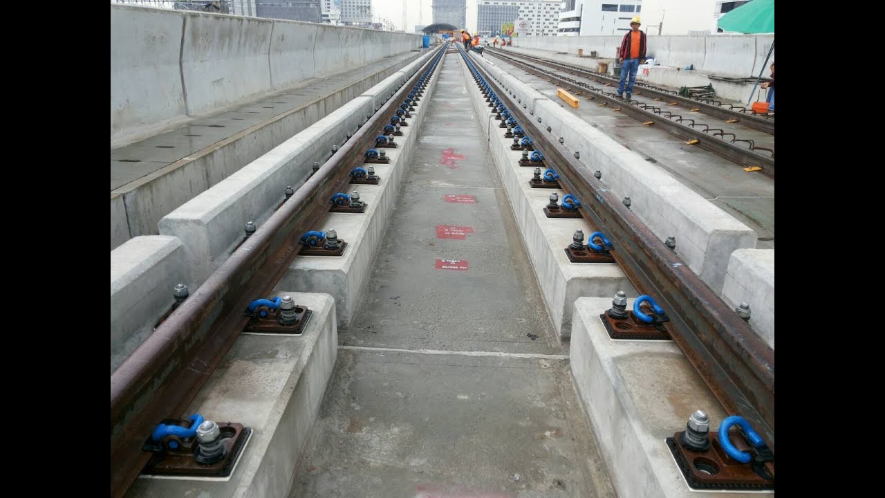 ITD Trackwork - MRT Purpleline (Rail Installation) 3/5 - YouTube
