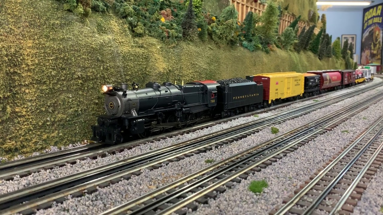 MTH 2-10-0 PA Decapod Steam Locomotive - YouTube